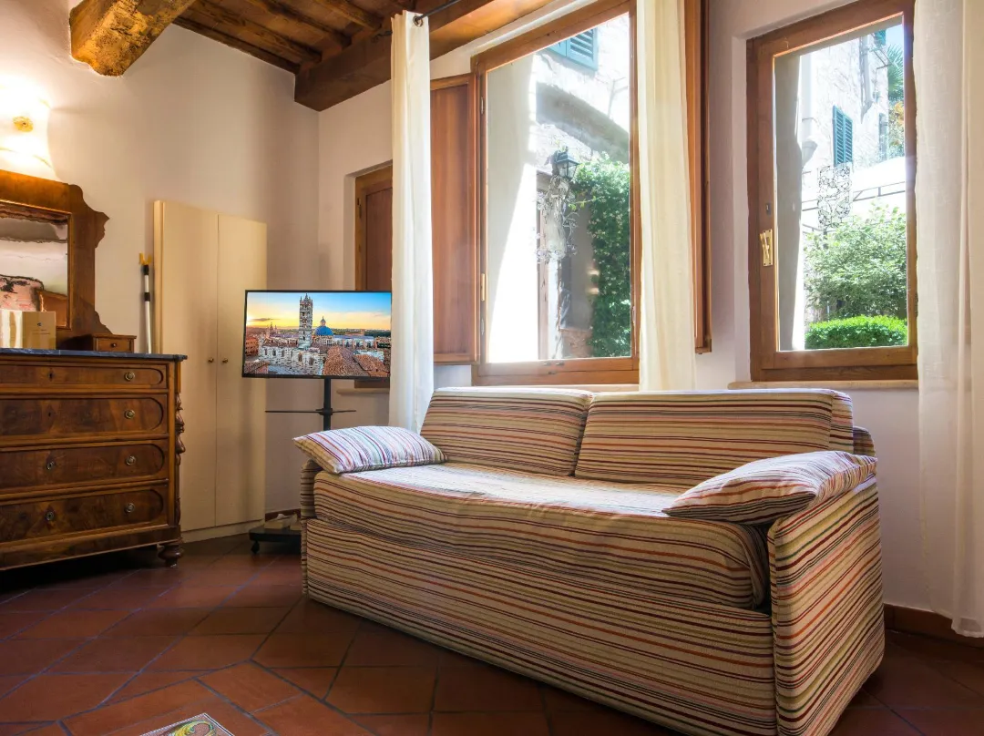 Piazza Paradiso Accommodation - Siena