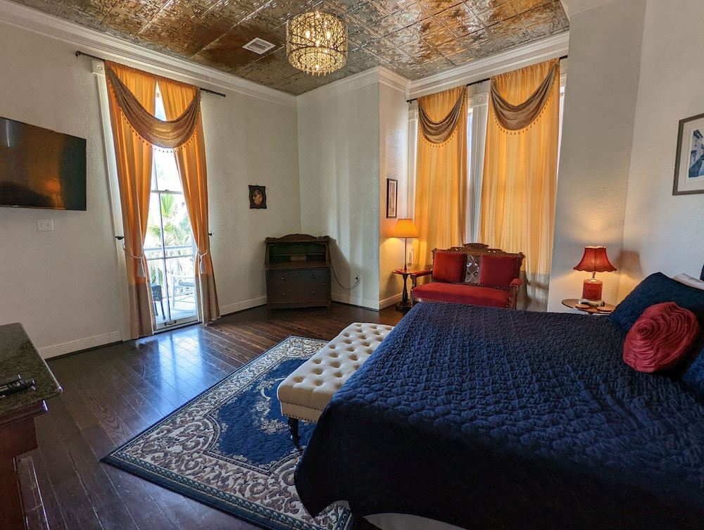 The 1890 Freeman House - Texas City, TX