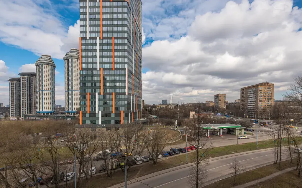 Flat Inn S Vidom Na Mgu Na Mosfil'movskoy Ulitse Apartments - Moscow