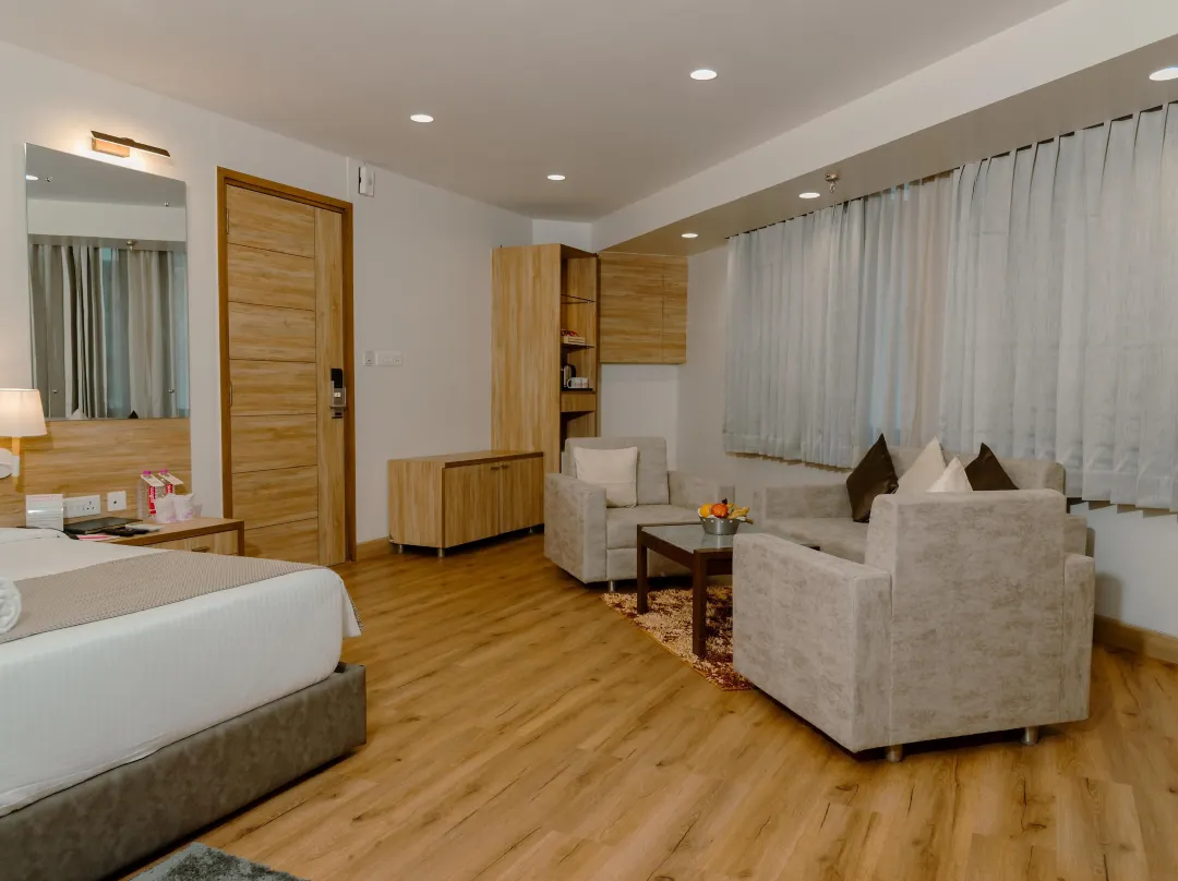 Hotel Page One - Ahmadabad