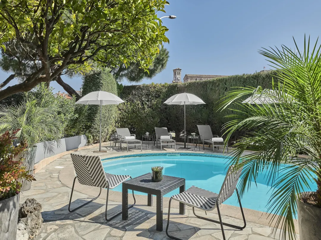Hotel Le Suquet Cannes - Cannes
