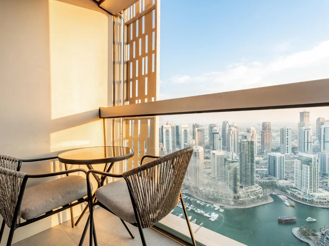 Guestready - 2br L Marina View + Infinity Pool - Dubai Marina