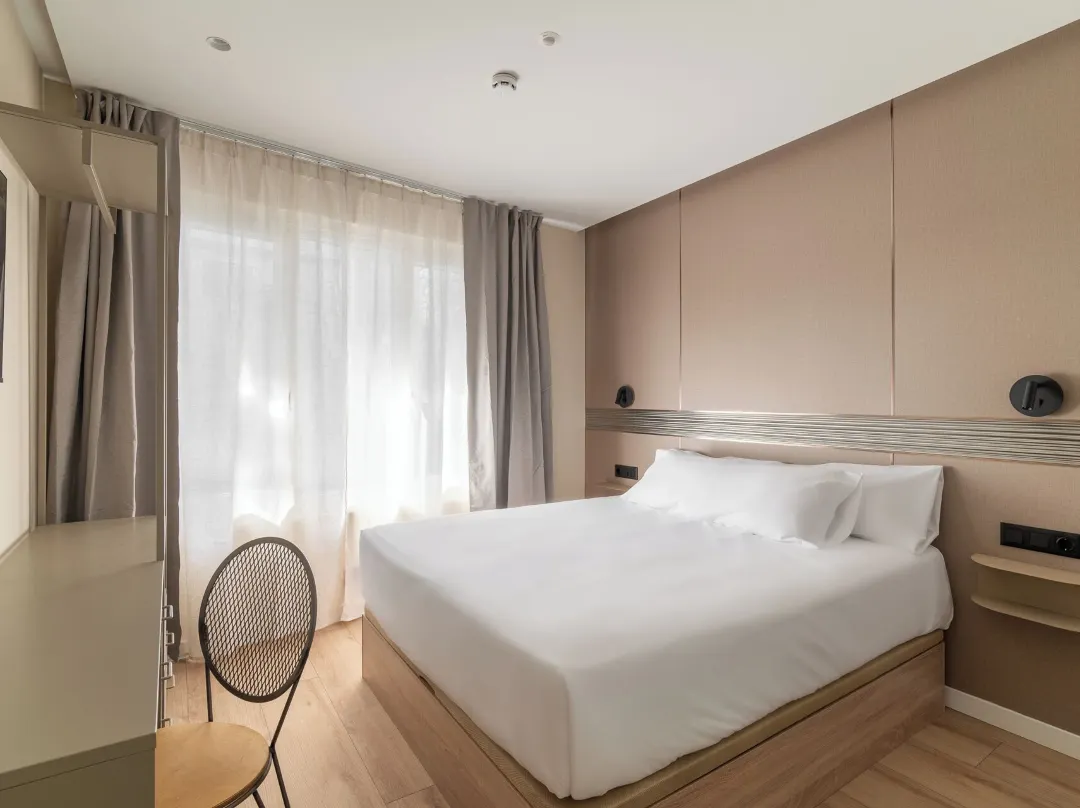 Lee Hotel - Andorra-a-Velha
