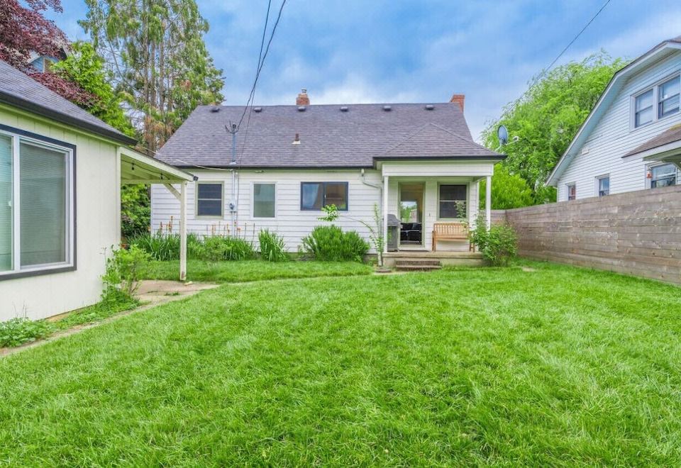 Modern 4-bdrm Cape Cod House, Popular NE Portland, Portland - Latest ...