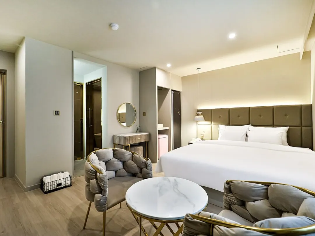 Daeyeon Denbasta Hotel - Busán