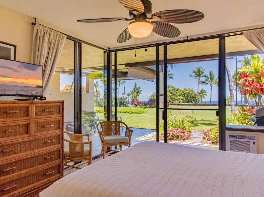 Expansive Ocean Views And Spacious Lanai - Stunning Golf Oasis - Captain Cook