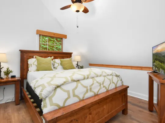 Hot Tub And Scenic Views Near Downtown Helen - Cozy Alpine Escape - Cleveland, GA