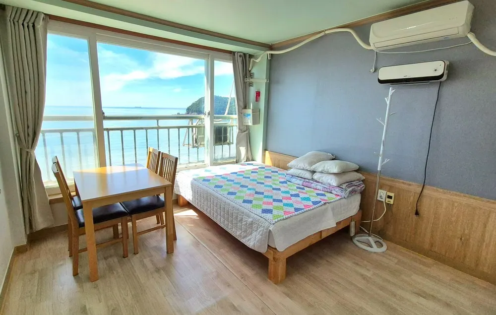 Daebudo Janggyeongri Haevichi Pension - Ansan