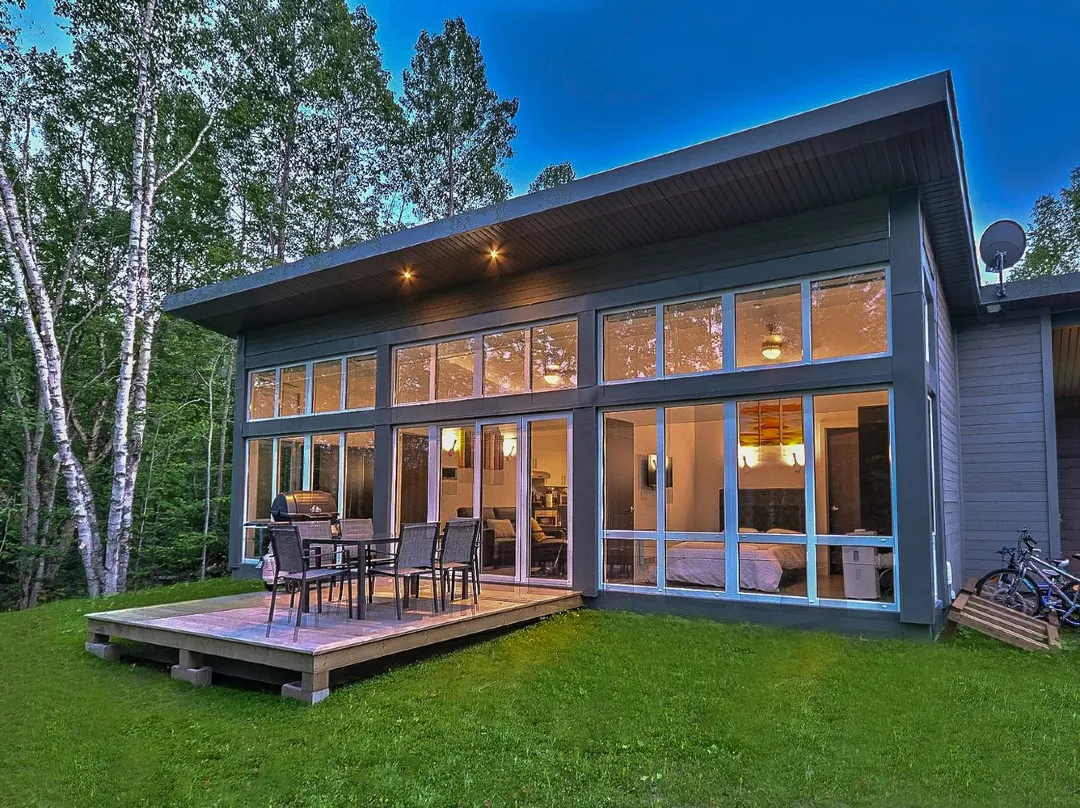 Bel Air Tremblant Alma : 2 Chambres, Jacuzzi Privé - Laurentides