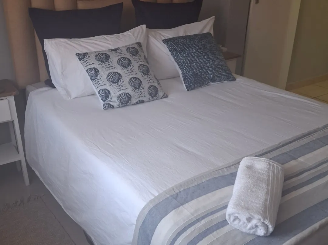 Charming Retreat With Shared Pool In Ethekwini Municipality - Durban