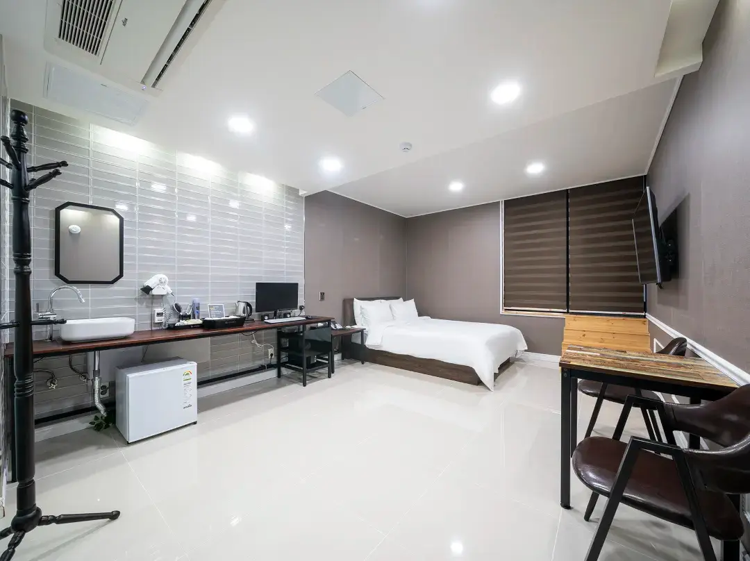 Jeongeup S3 Motel - Gwangju