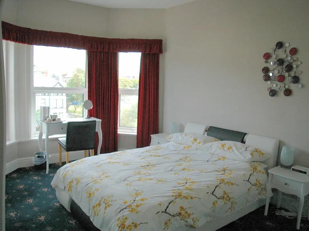 Athol Park Guest House - Isle of Man