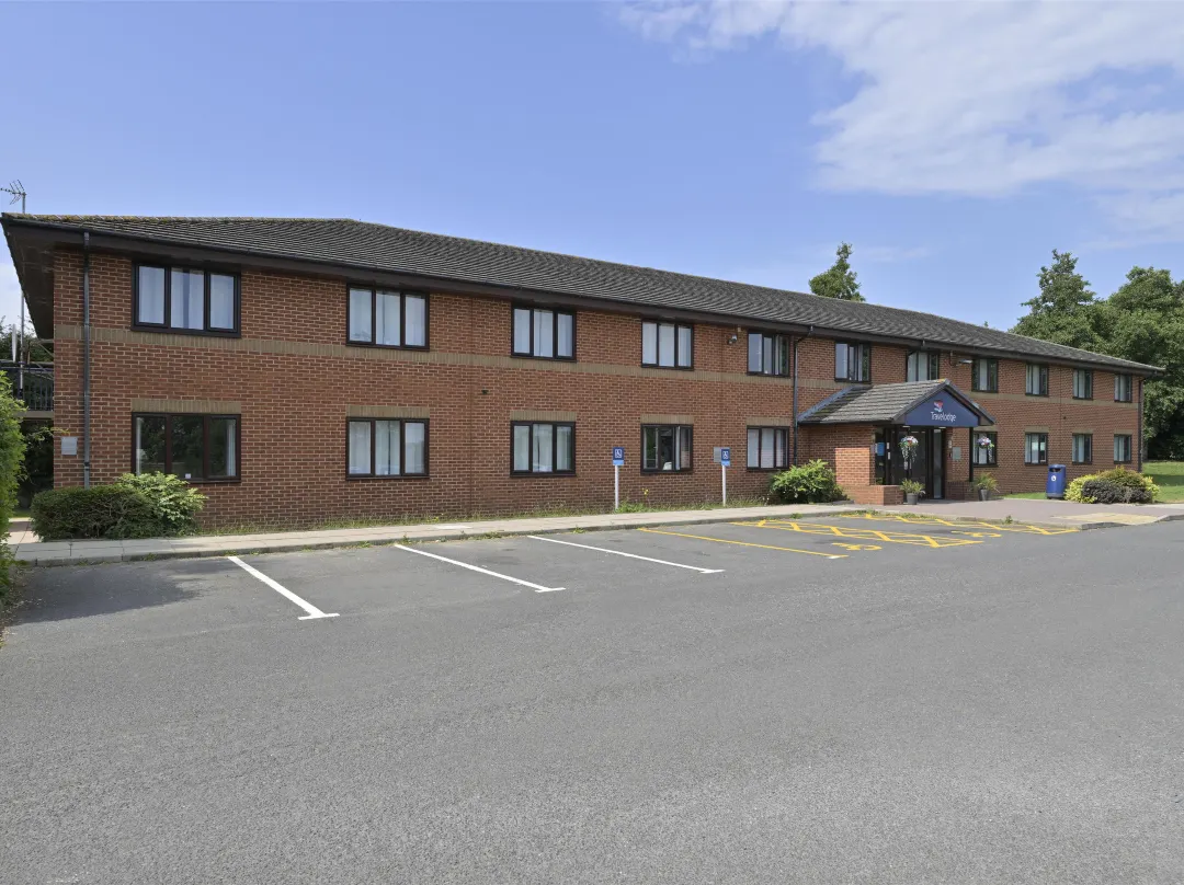Travelodge Kettering - Kettering, UK