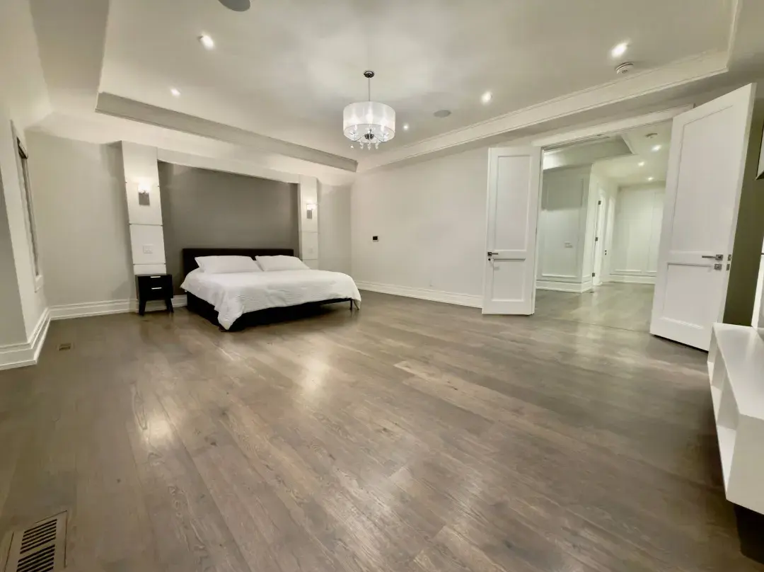Luxueuse Maison De 5 Chambres à Toronto - L'élégance Moderne Vous Attend - Toronto