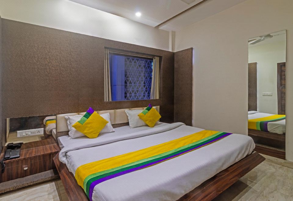 Itsy by Treebo - Shree Anand Dham, Vrindavan, วรินทวาน - รีวิว ราคา จอง ...