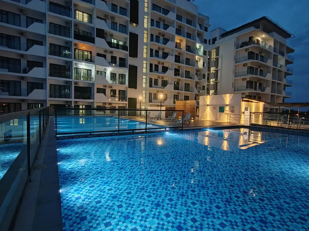 Banana Homestay Kuching - P' Residence - クチン