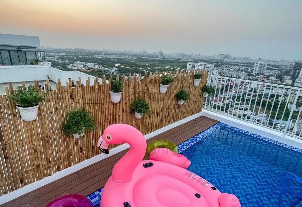 Penthouse Pool - Sky Villa | Trip.com