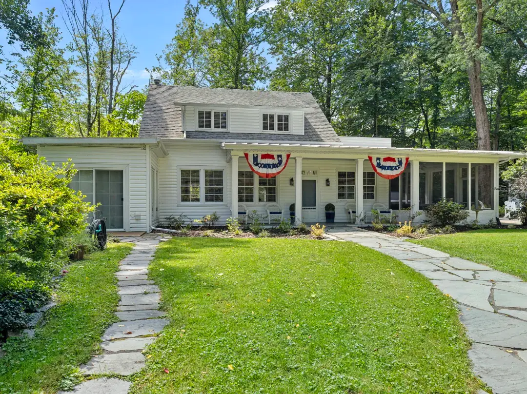 Tranquil Haven With Jacuzzi And Firepit - Charming Retreat - New Buffalo, MI