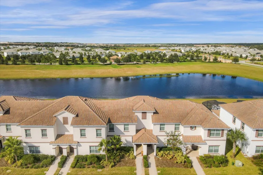 Private Screened-in Pool And Family Entertainment - Stunning Champions Oasis - Davenport, FL