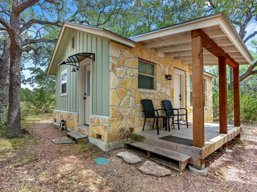 Enchanting Cabin With Private Patio And Charcoal Grill - Cozy Retreat - Wimberley