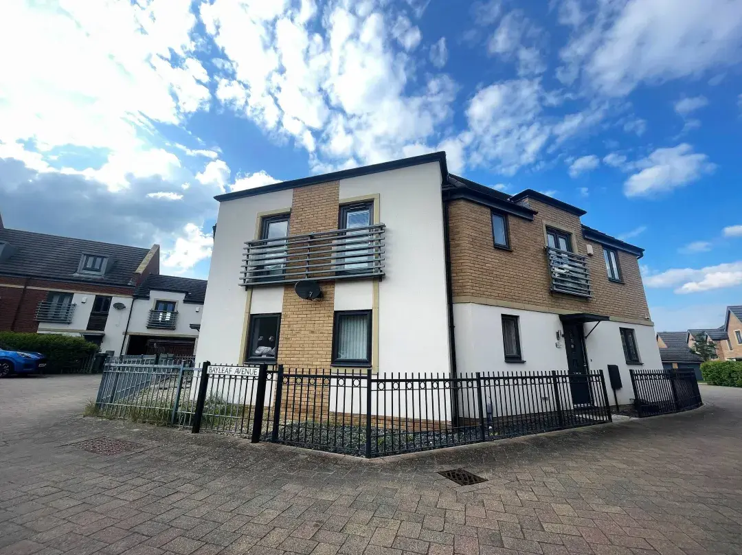 Hampton 3-bedroom Luxury Escape With Parking - Peterborough