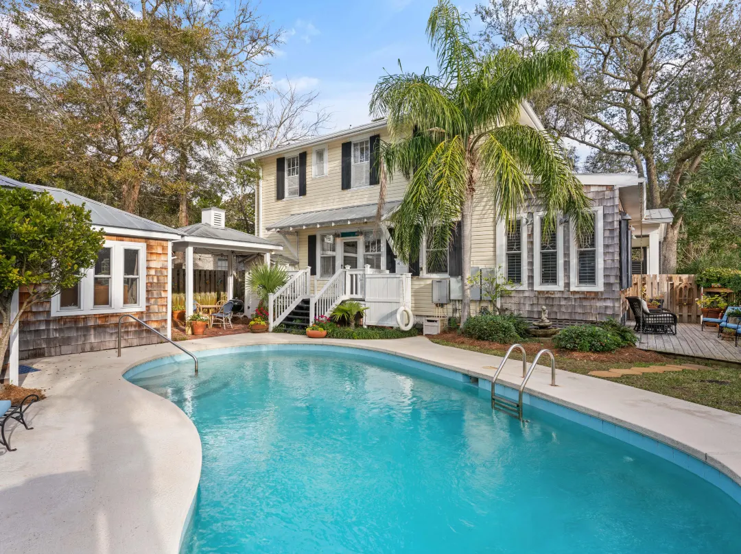 Secluded Cozy Hideaway - Wifi, Bbq Area, Fireplace - Brunswick, GA