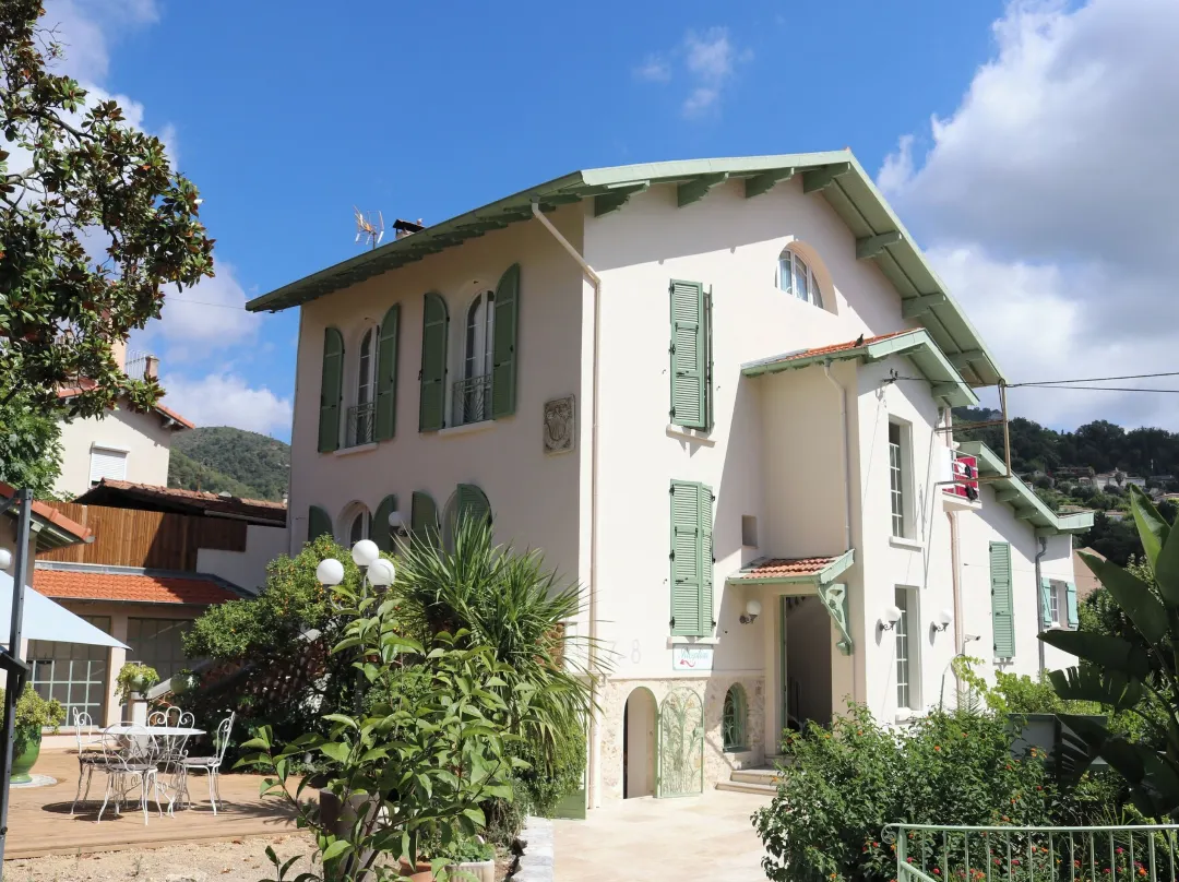 La Villa Roseraie , Hôtel Familial Ouvert Toute L Annee - Vence