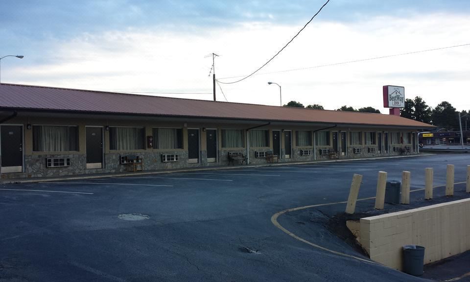 Best Way Inn Seneca - Clemson,Seneca - Updated Prices & Hotel Reviews ...
