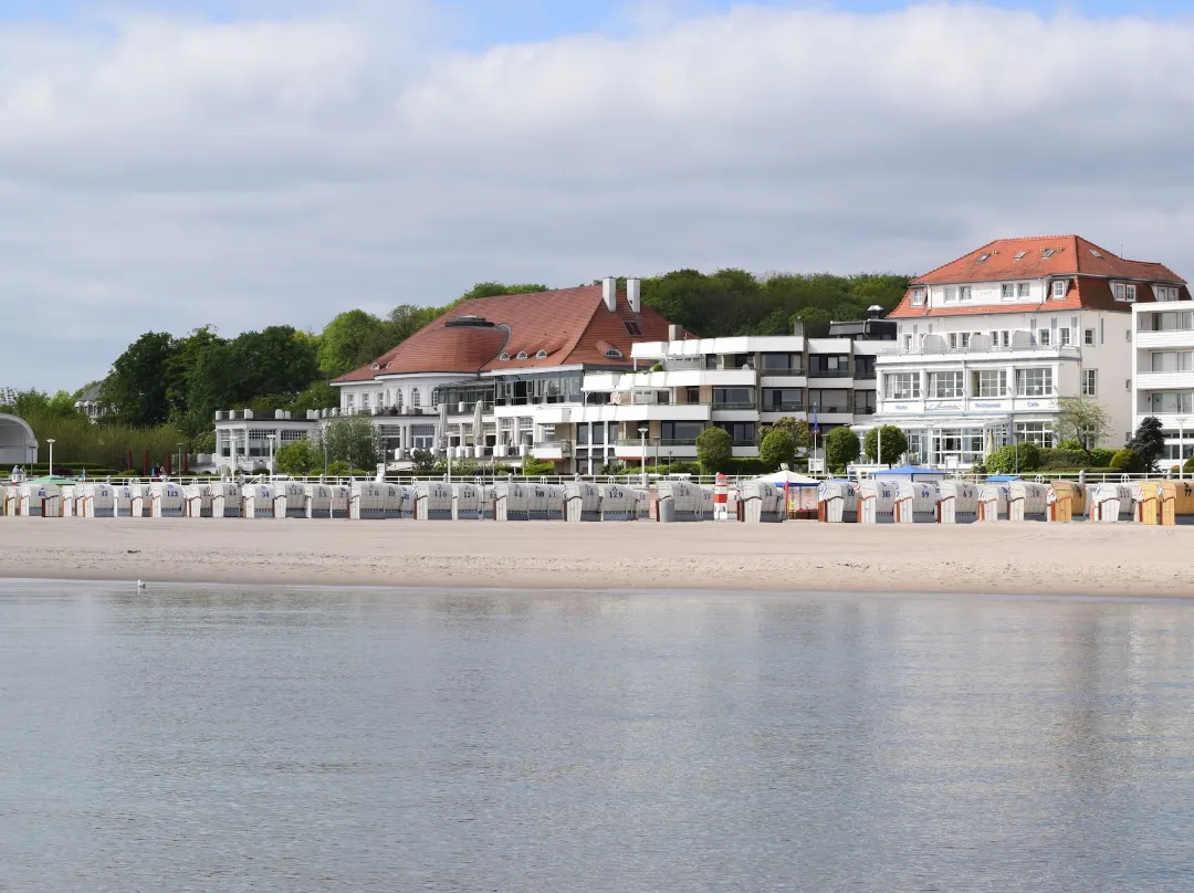 Hotel Strandschlösschen - Lübeck