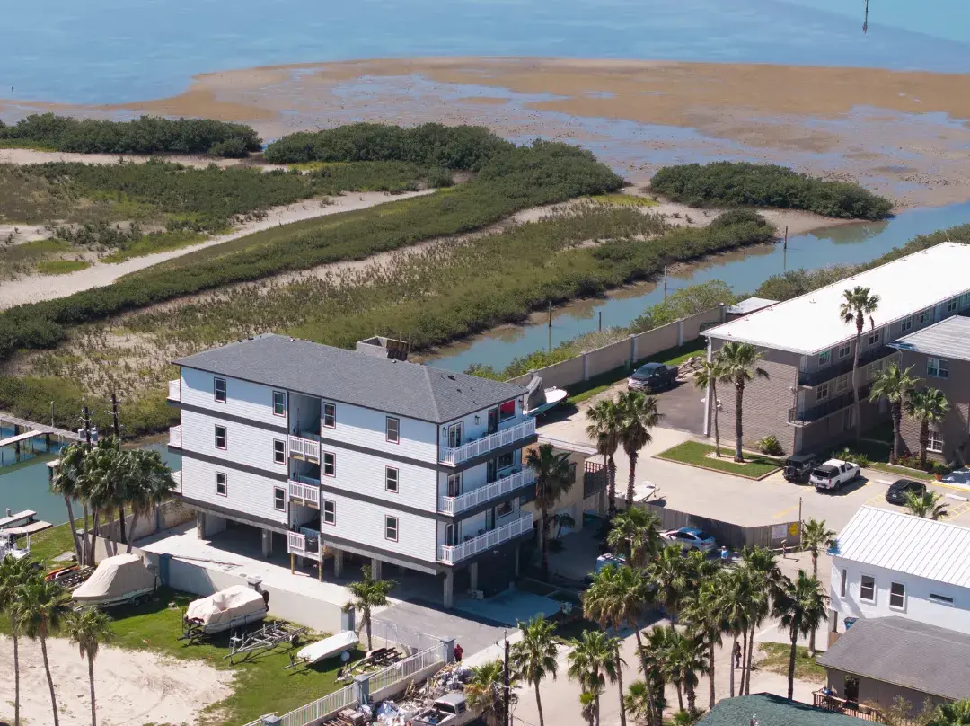 Breathtaking Ocean Views And High-end Finishes - Luxurious Beachside Retreat - Port Isabel, TX