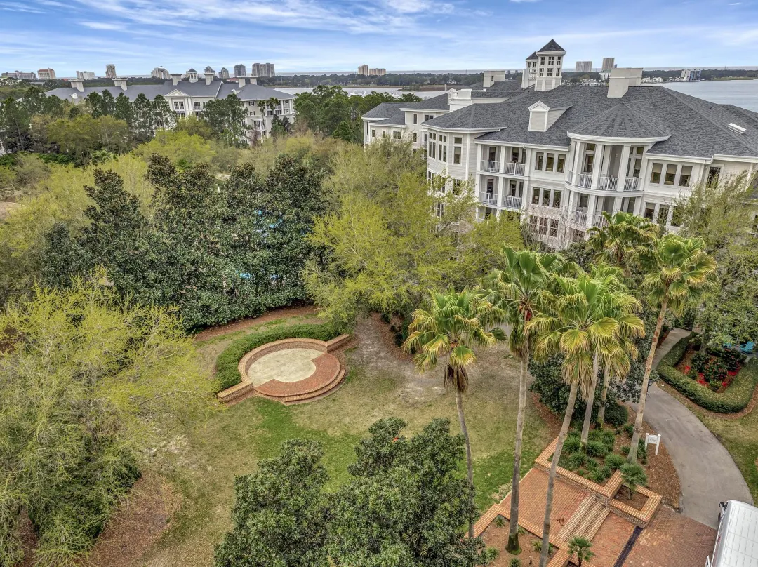 Scenic Bay Views And Resort-style Pool - Elegant Coastal Retreat - Miramar Beach, FL