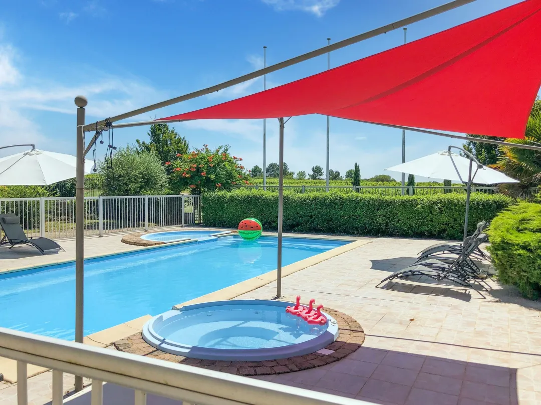 Elegant Château Escape - Gironde