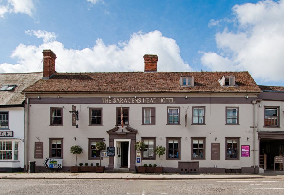 The Saracens Head Hotel,Great Dunmow - Updated 2024 Reviews & Prices ...