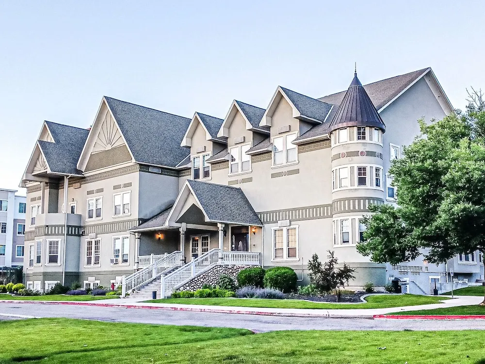 The Anniversary Inn - Boise - Boise, ID