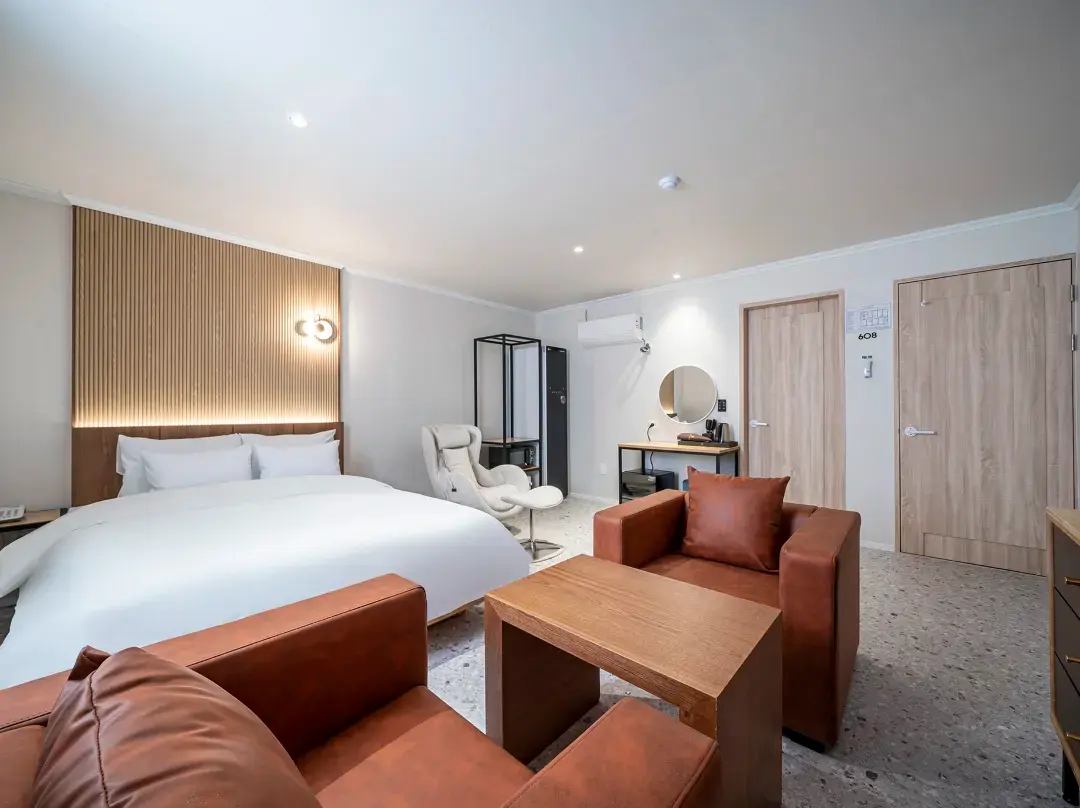 Hotel Encanto In Bonggok-dong, Gumi - 합천군