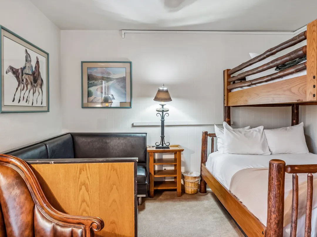 Private Balcony And Shared Hot Tub - Inviting Mountain Retreat - Keystone, CO