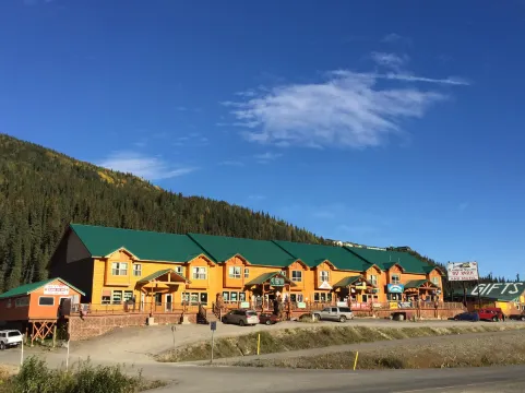 Denali Rainbow Village Rv Park And Motel - 알래스카