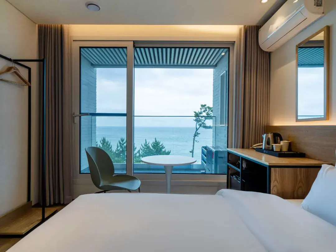 Gangneung Gyeongpodae Hotel Mare - Gangneung-si