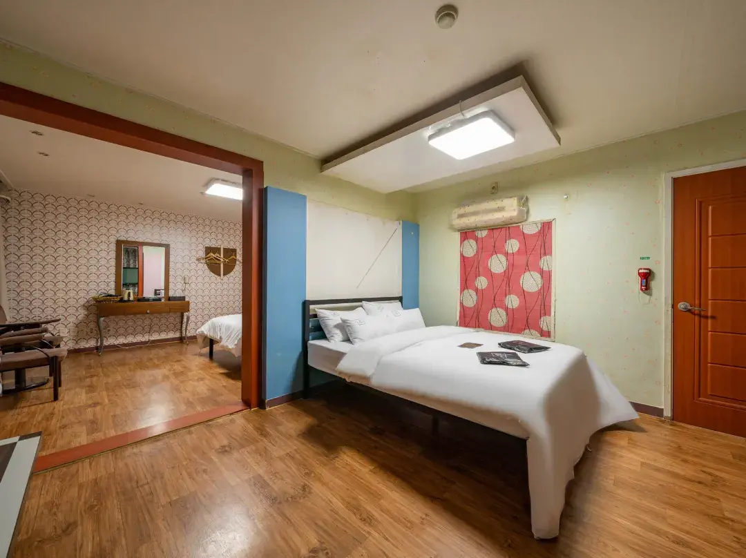 Boryeong E Hotel - Boryeong-si