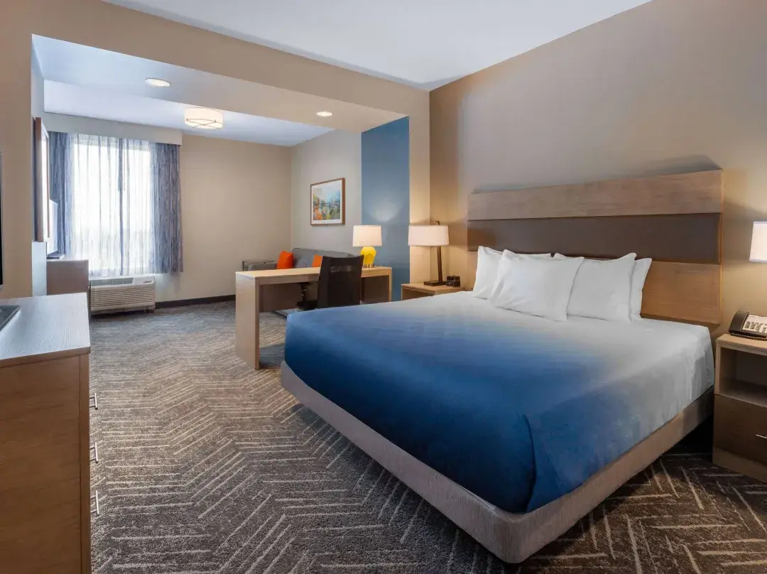 La Quinta Inn & Suites By Wyndham Middletown - Middletown, NY