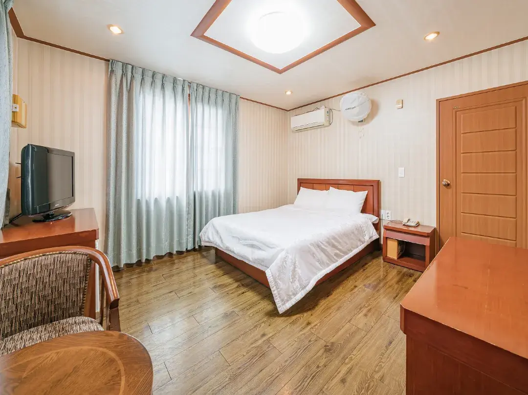 Seogwipo South American Hotel - 남원읍
