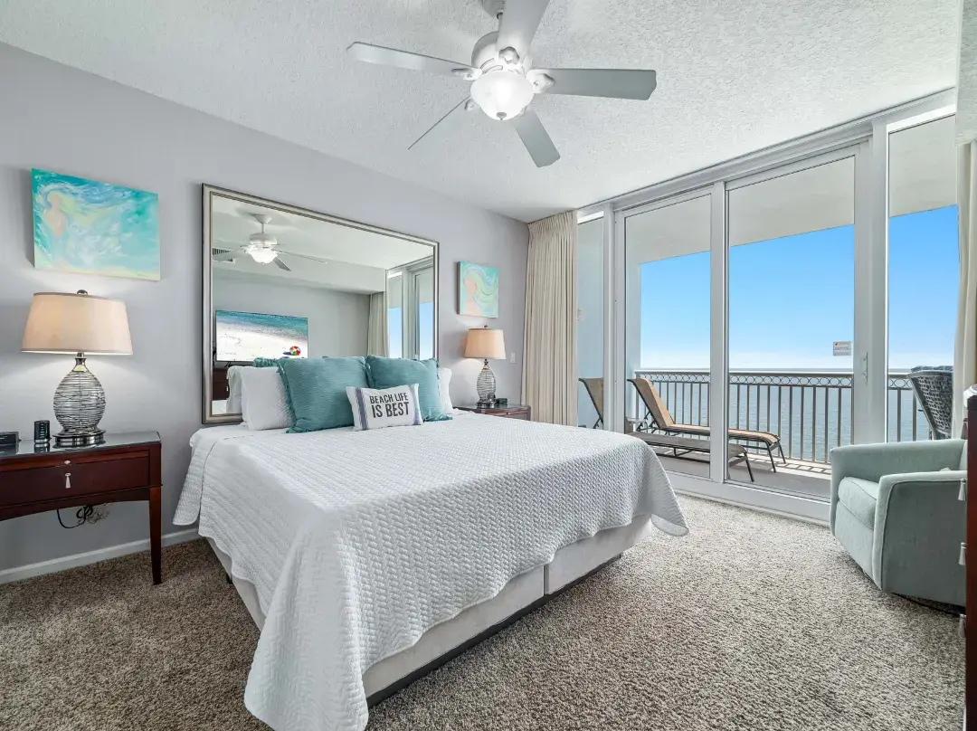 Gulf Views And Outdoor Pool - Elegant Beachfront Sanctuary - Gulf Shores, AL
