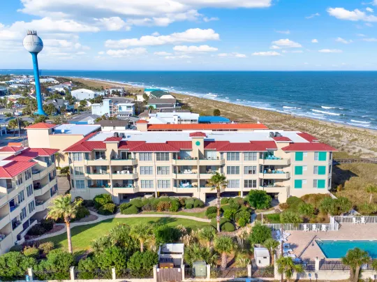 Ocean View And Heated Pool Access - Stunning Coastal Retreat - Tybee Island, GA