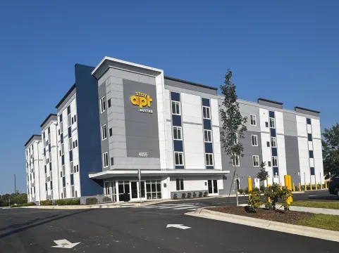 Stayapt Suites Fayetteville - Fayetteville, NC