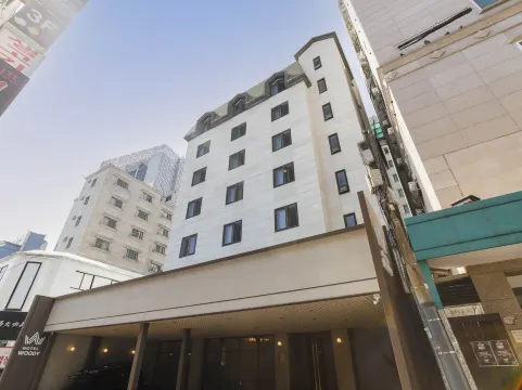 Sungshin Women’s University Station Woody - Séoul