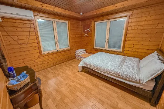 Jeju Yongduam Cabin - Jeju-si