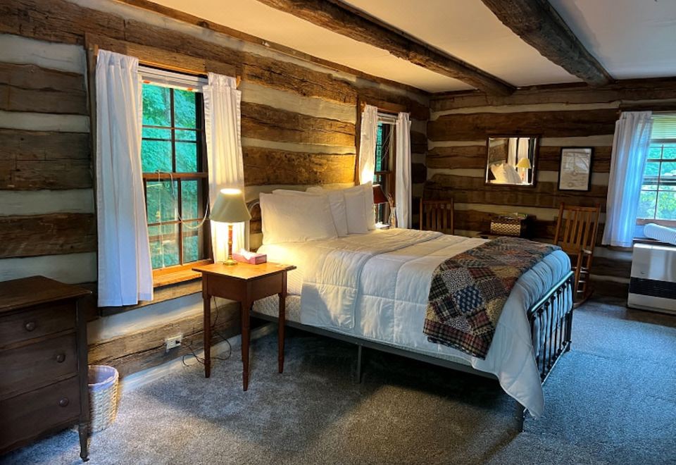 Sugar Tree Inn,South River - Updated 2024 Reviews & Prices | Trip.com