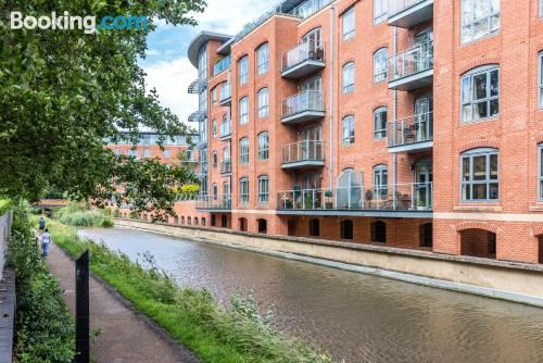 Modern 2 Bedroom Apartment In Popular Jericho !!! - Oxford