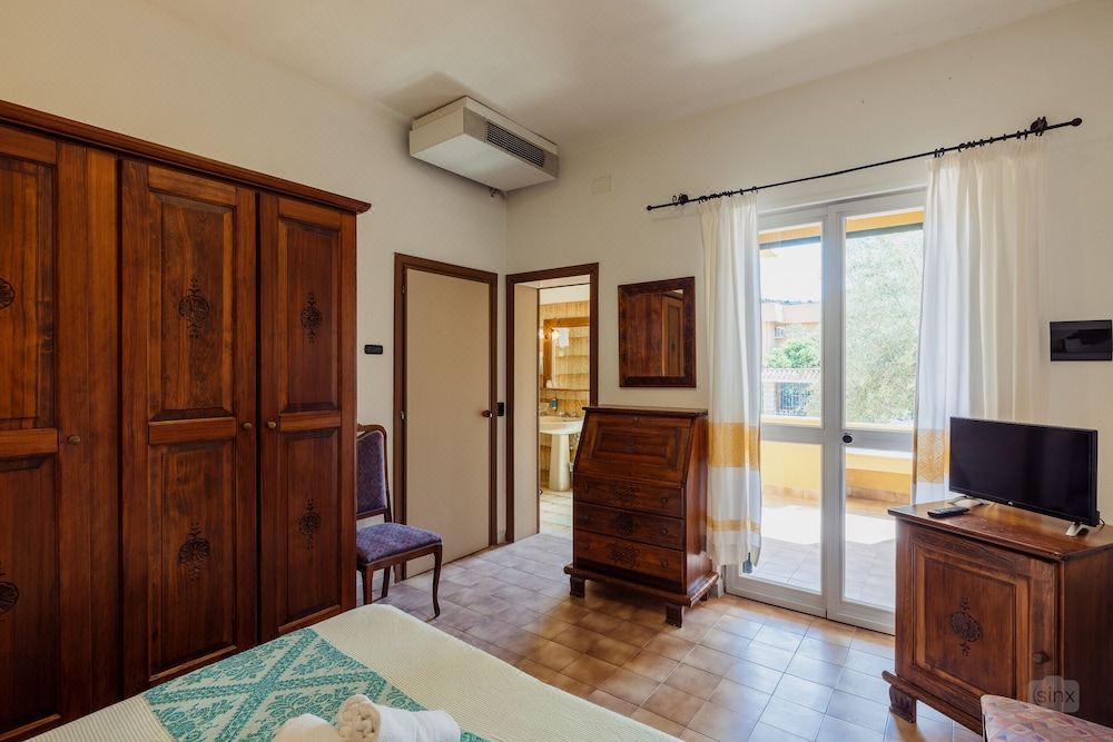 Club Malaspina Hotel & Resort - Bosa