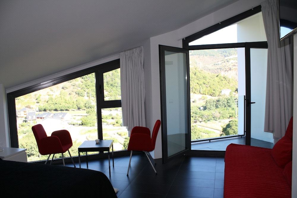 Hostal Tres Campanas - Villafranca del Bierzo
